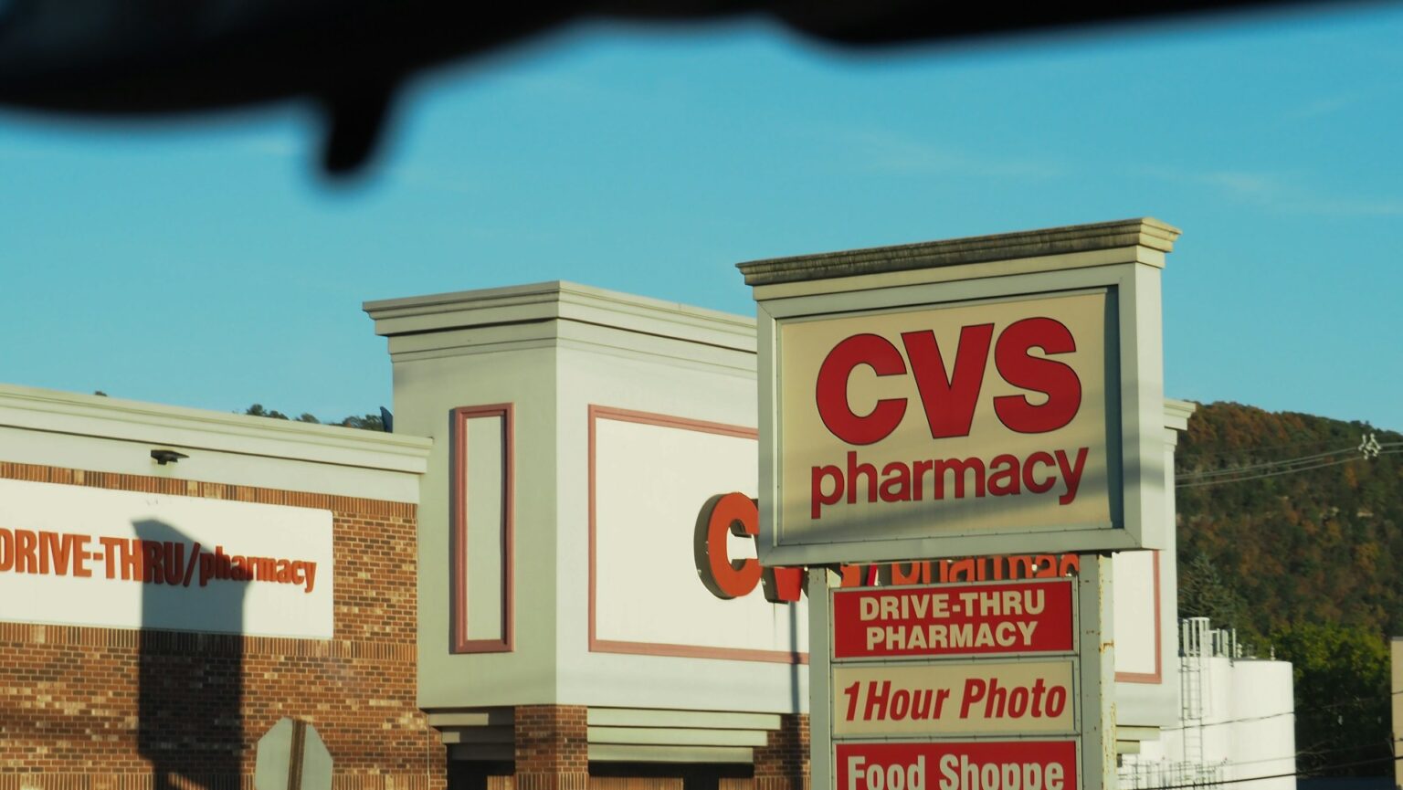 Deputies Arrest Suspect In Grand Theft Robbery From CVS - Canyon News